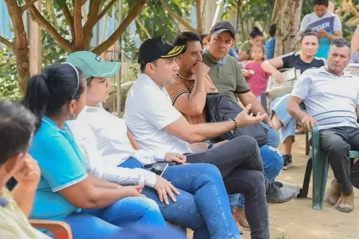 Gobernador de Arauca llegó hasta las islas Reinera y Bayonero Llanera.com